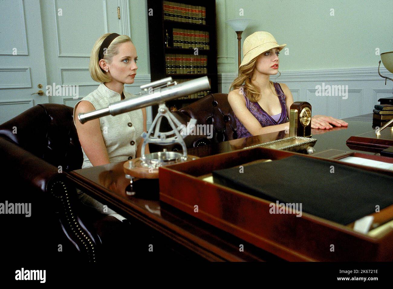 MARLEY SHELTON, BRITTANY MURPHY, UPTOWN GIRLS, 2003 Stock Photo - Alamy
