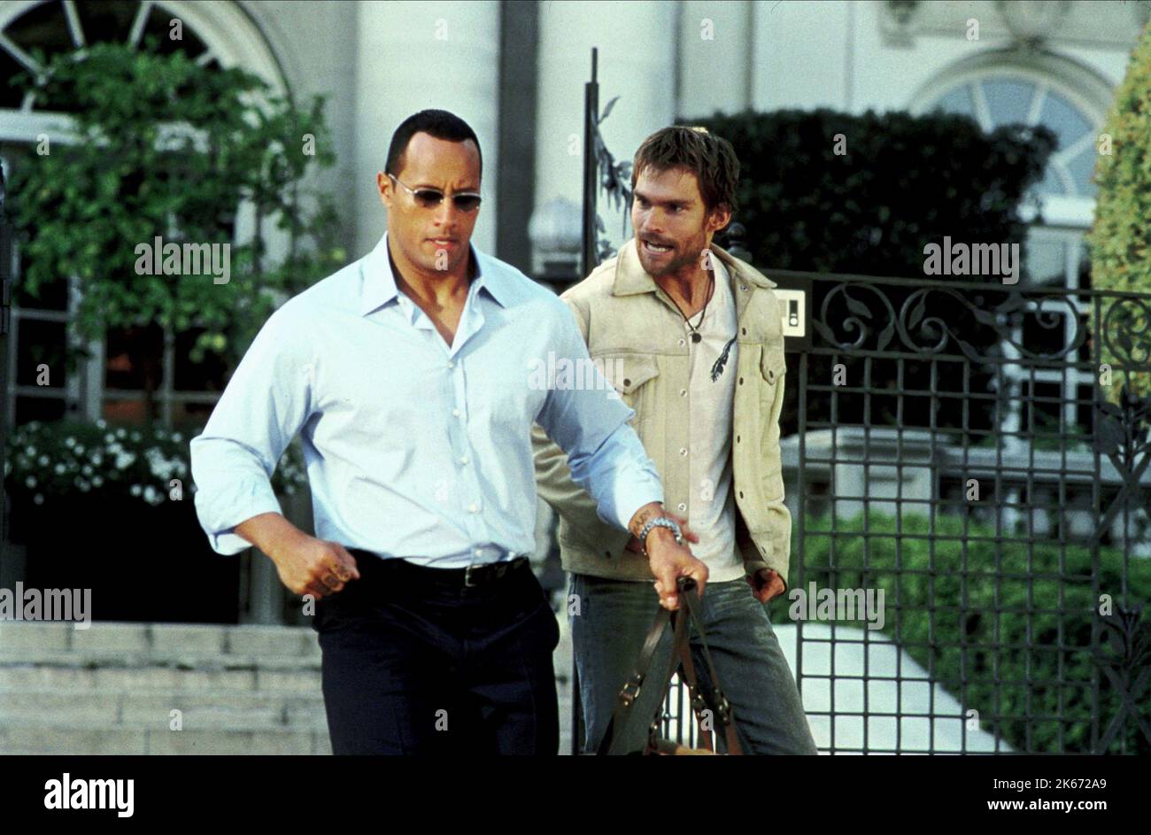 DWAYNE 'THE ROCK' JOHNSON, SEANN WILLIAM SCOTT, WELCOME TO THE JUNGLE ...