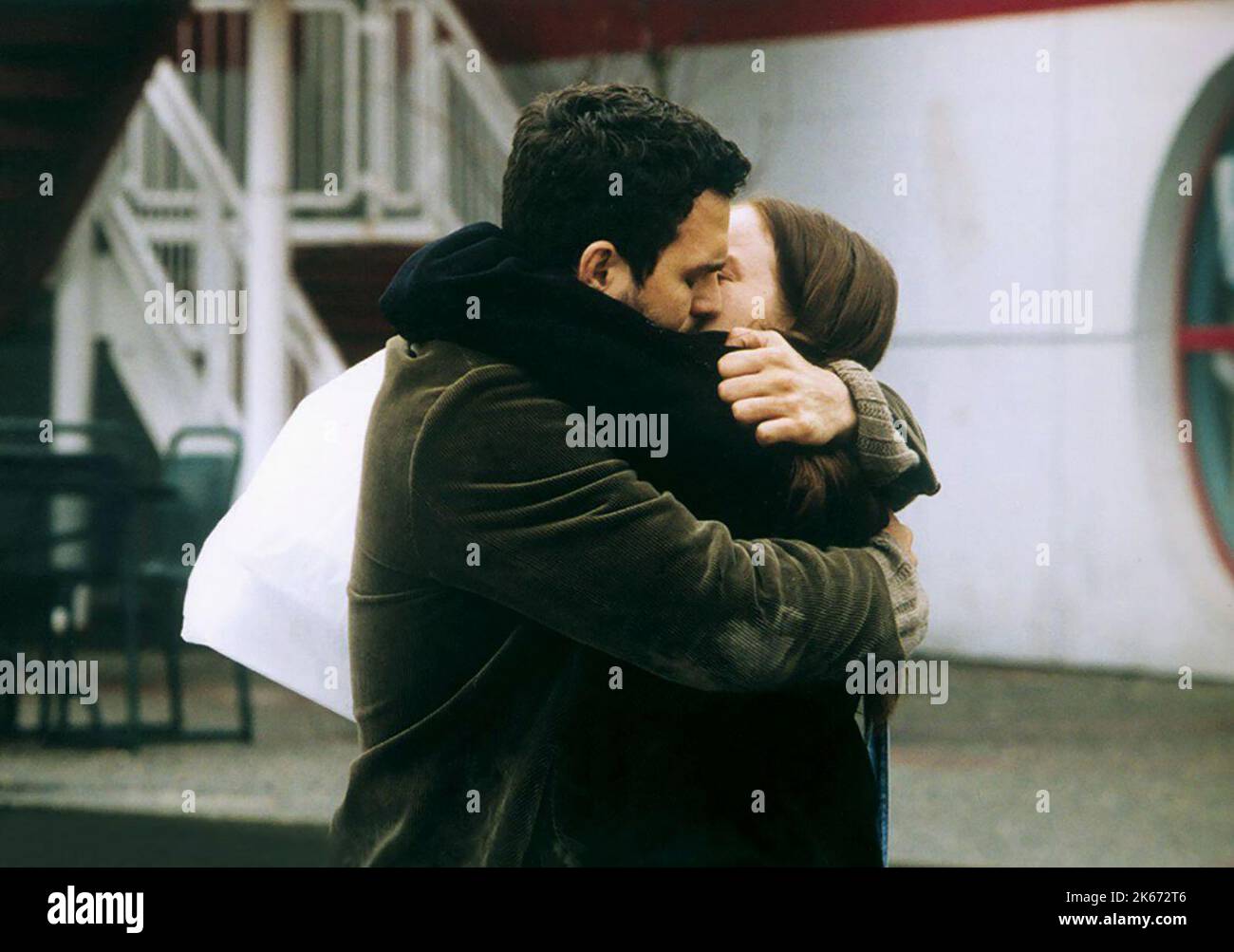 Sarah polley mark ruffalo life hi-res stock photography and images - Alamy