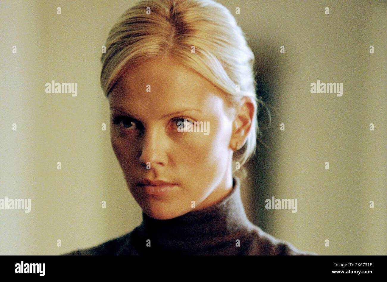 CHARLIZE THERON, THE ITALIAN JOB, 2003 Stock Photo - Alamy