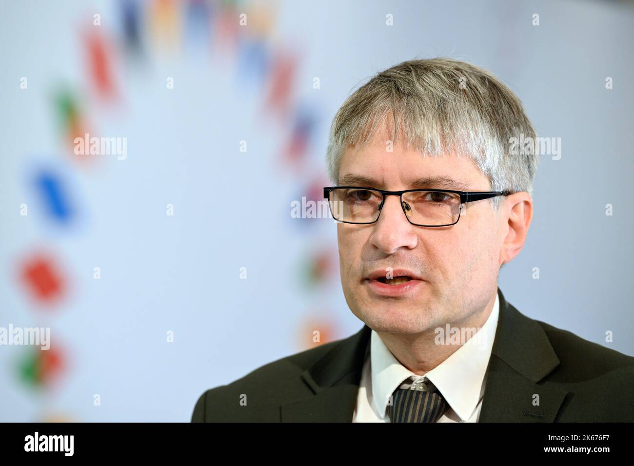 Virgil daniel popescu hi-res stock photography and images - Alamy