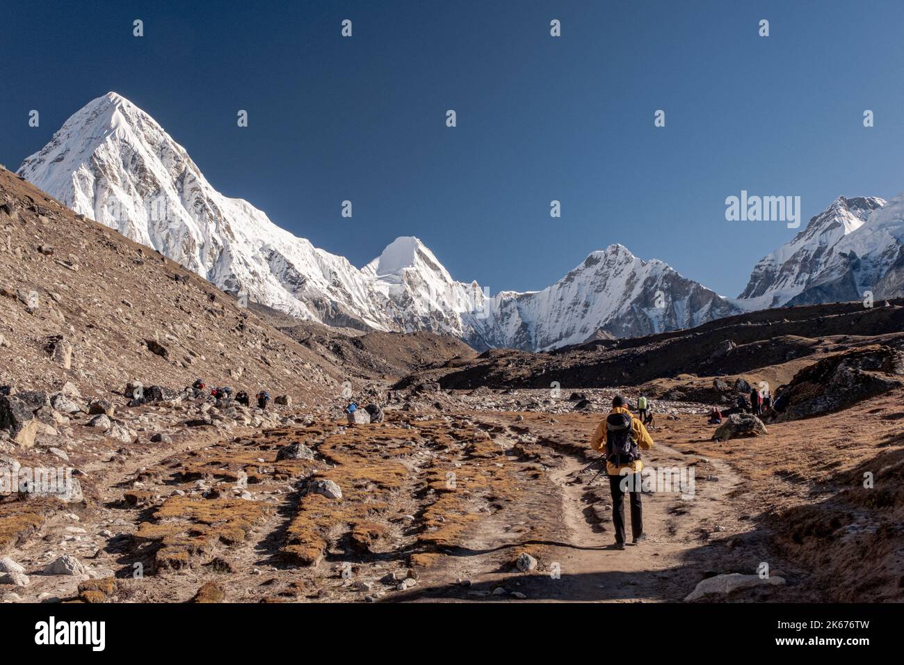 Dramatic mountains rising high above the Everest Way, trek to Mt ...