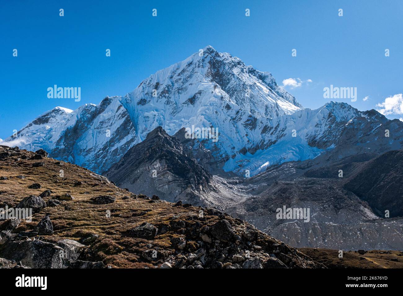 Dramatic mountains rising high above the Everest Way, trek to Mt ...