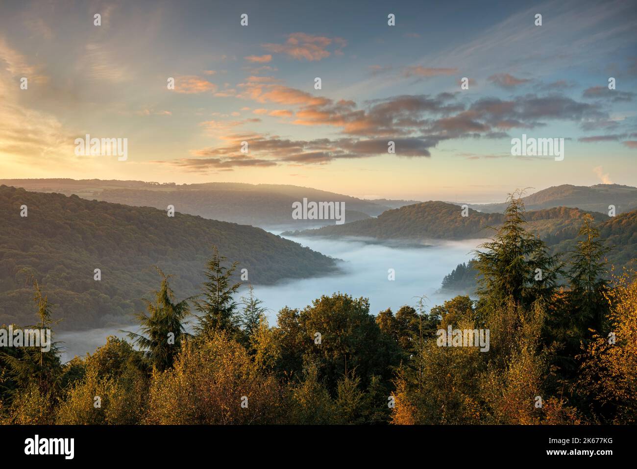 Morning mist in the lower Wye Valley near Chepstow, Wales Stock Photo ...