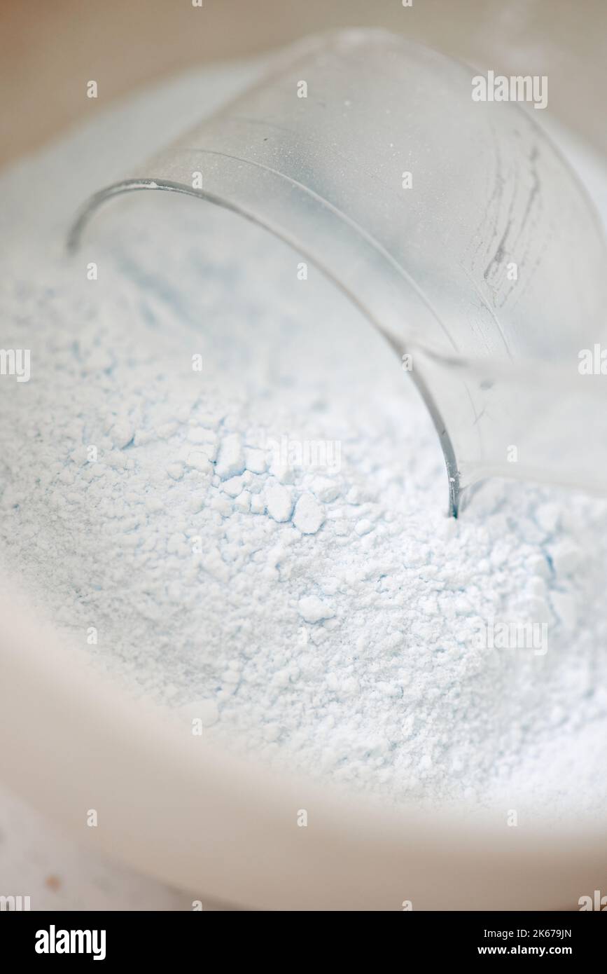 Zinc white powder hi-res stock photography and images - Alamy