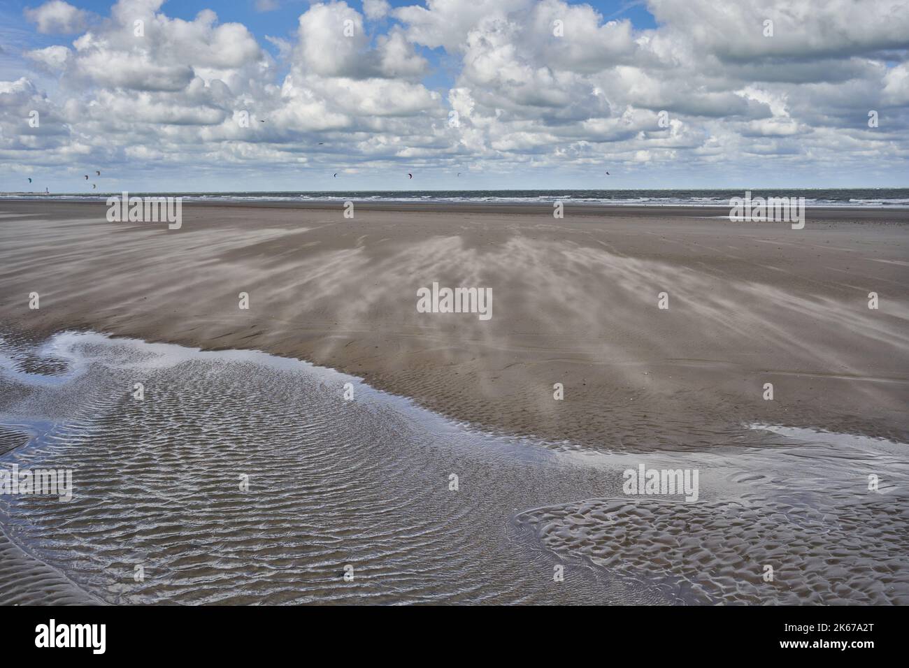 An aerial view of a sandy beach on a cloudy in Dunkirk Stock Photo - Alamy