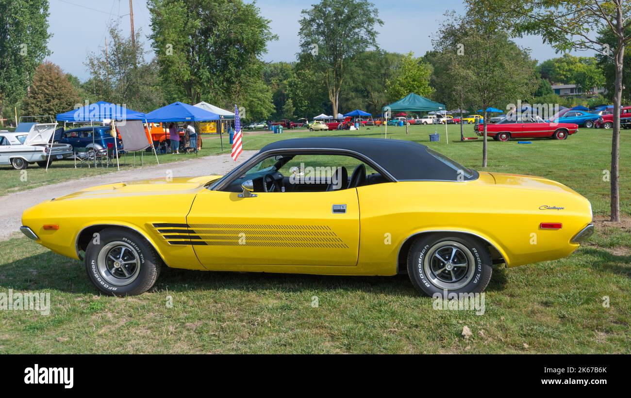 1972 Challenger Yellow