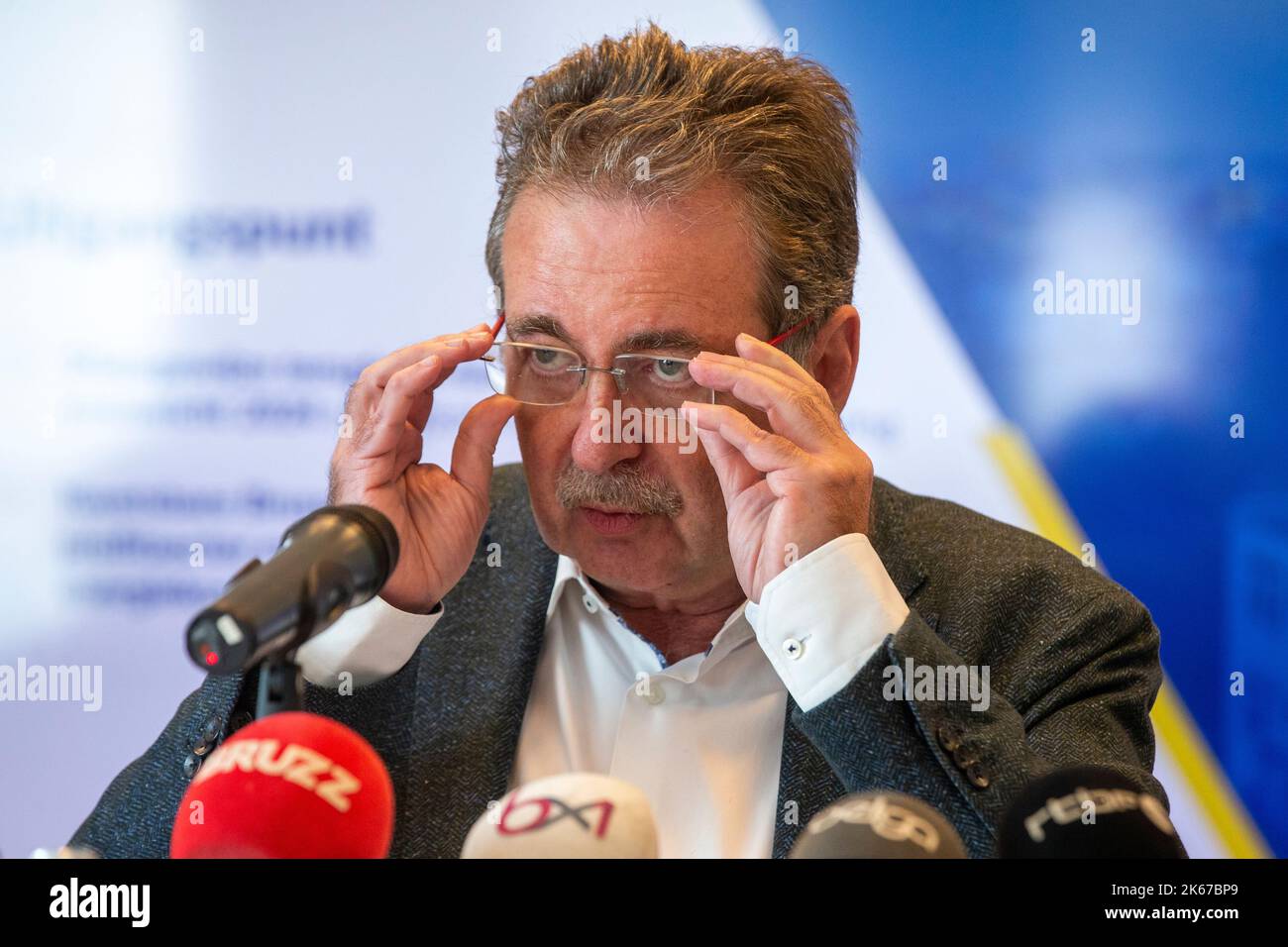 Gouvernement de la region de bruxelles capitale hi-res stock ...