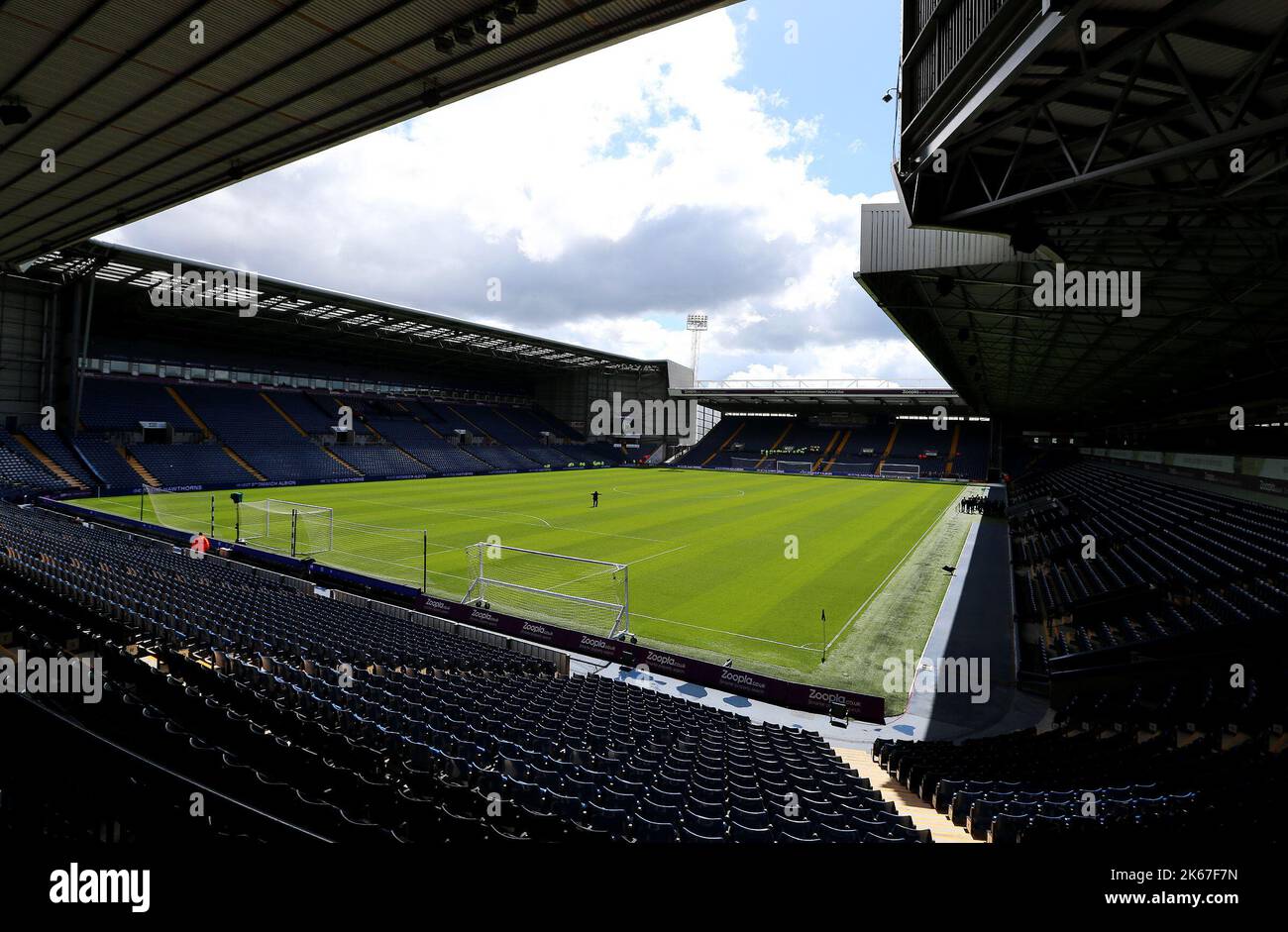 Hawthorns general view hi-res stock photography and images - Alamy