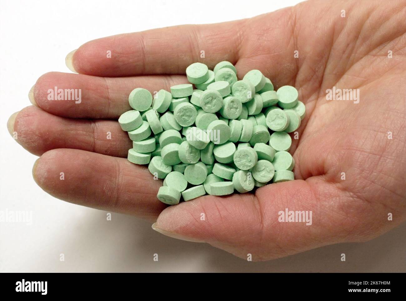 Ectasy tabletter hi-res stock photography and images - Alamy