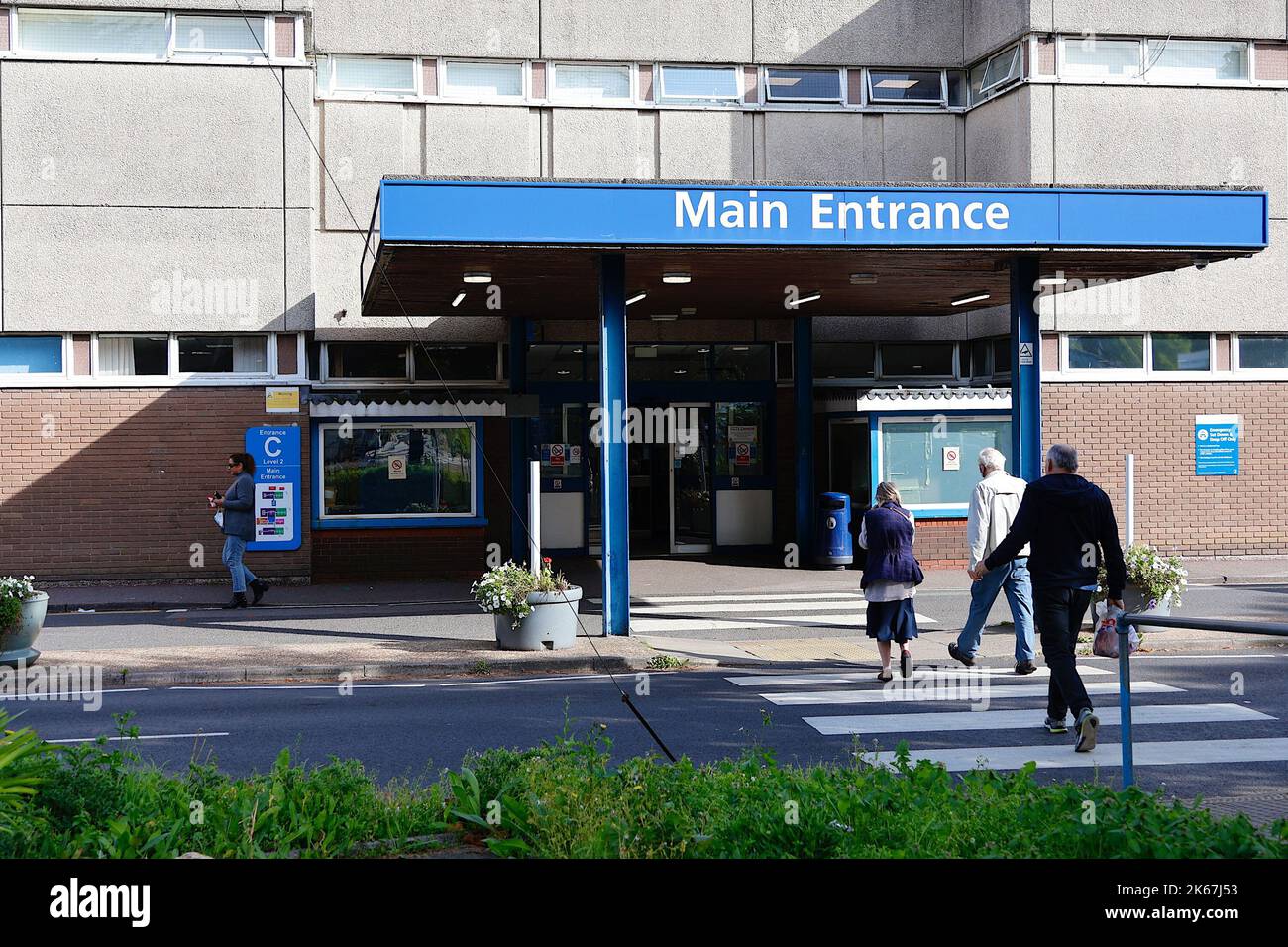 Eastbourne district general hospital hi-res stock photography and ...
