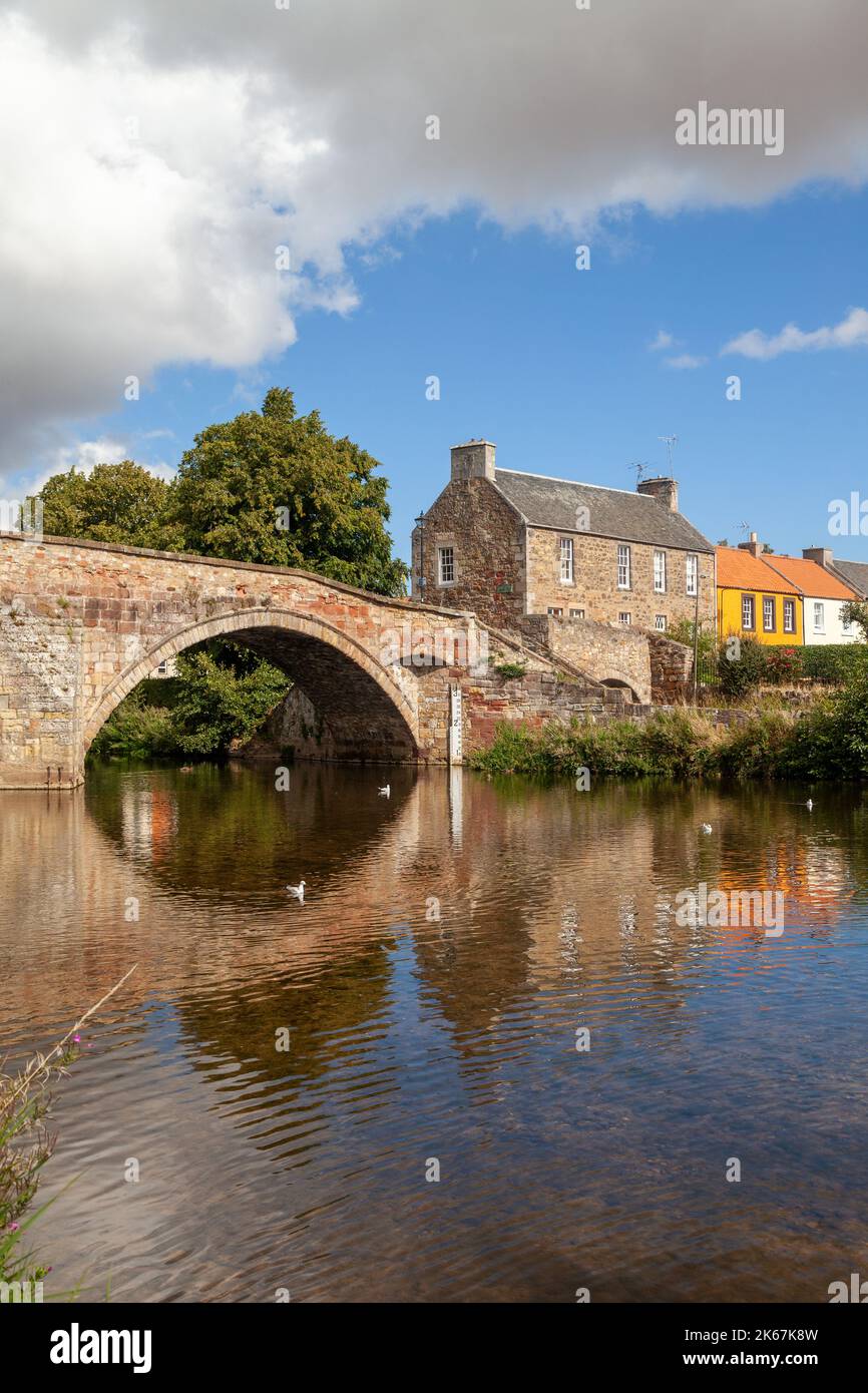 Nungate Bridge and River Tyne at Haddington, East Lothian, Scotland ...