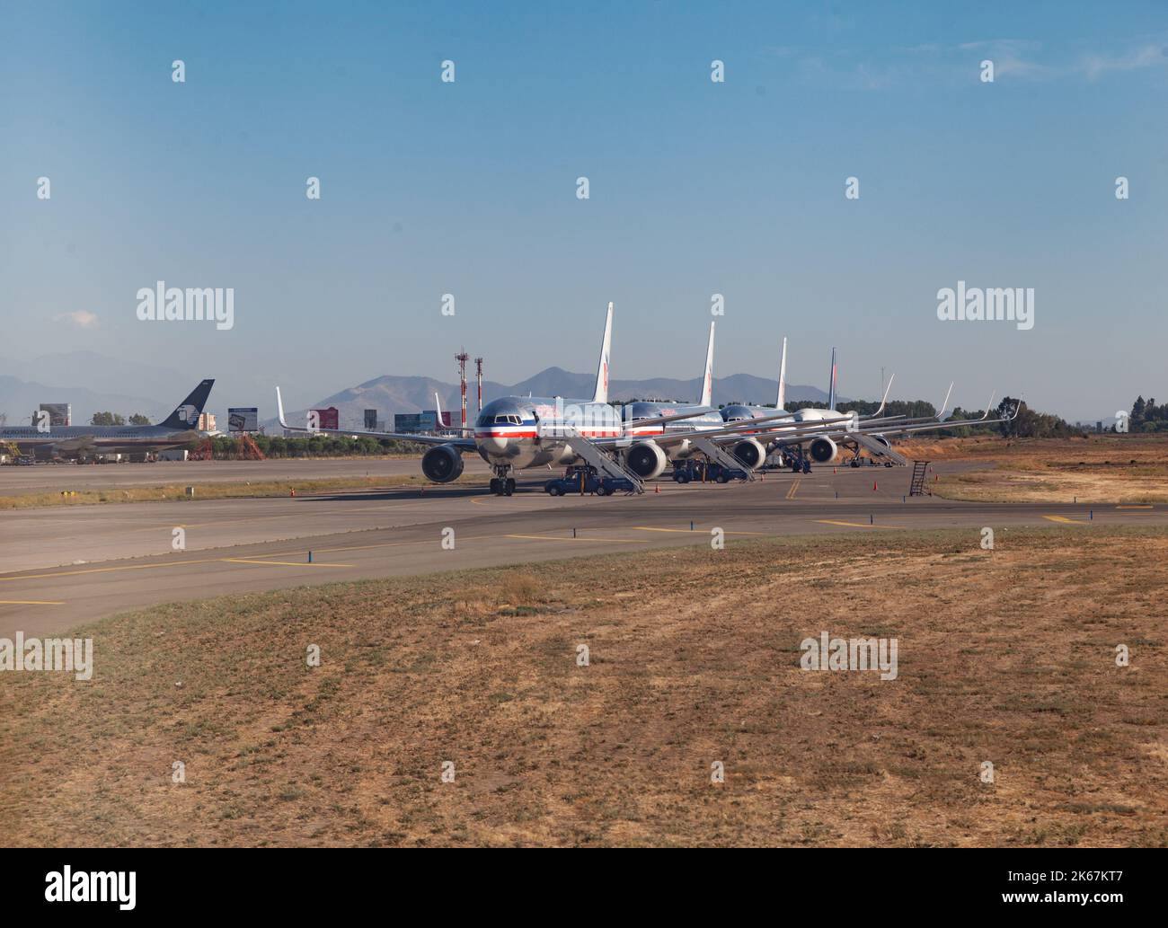 A Line of airplanes from American Airlines in the International airport ...
