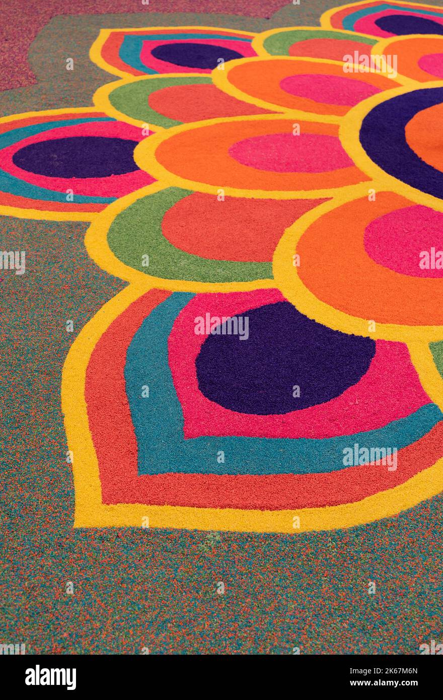 Indian flower rangoli hi-res stock photography and images - Alamy
