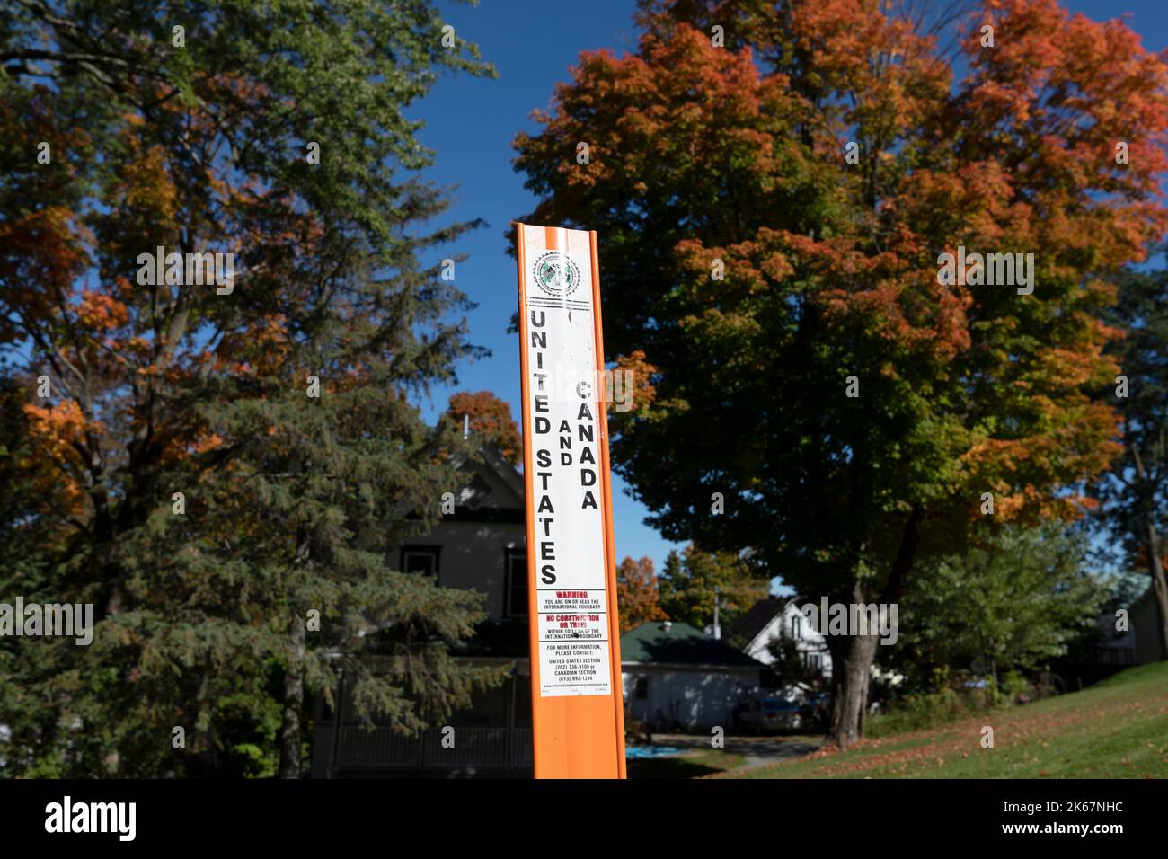 The United States Canada border passes through Derby Line, Vermont ...
