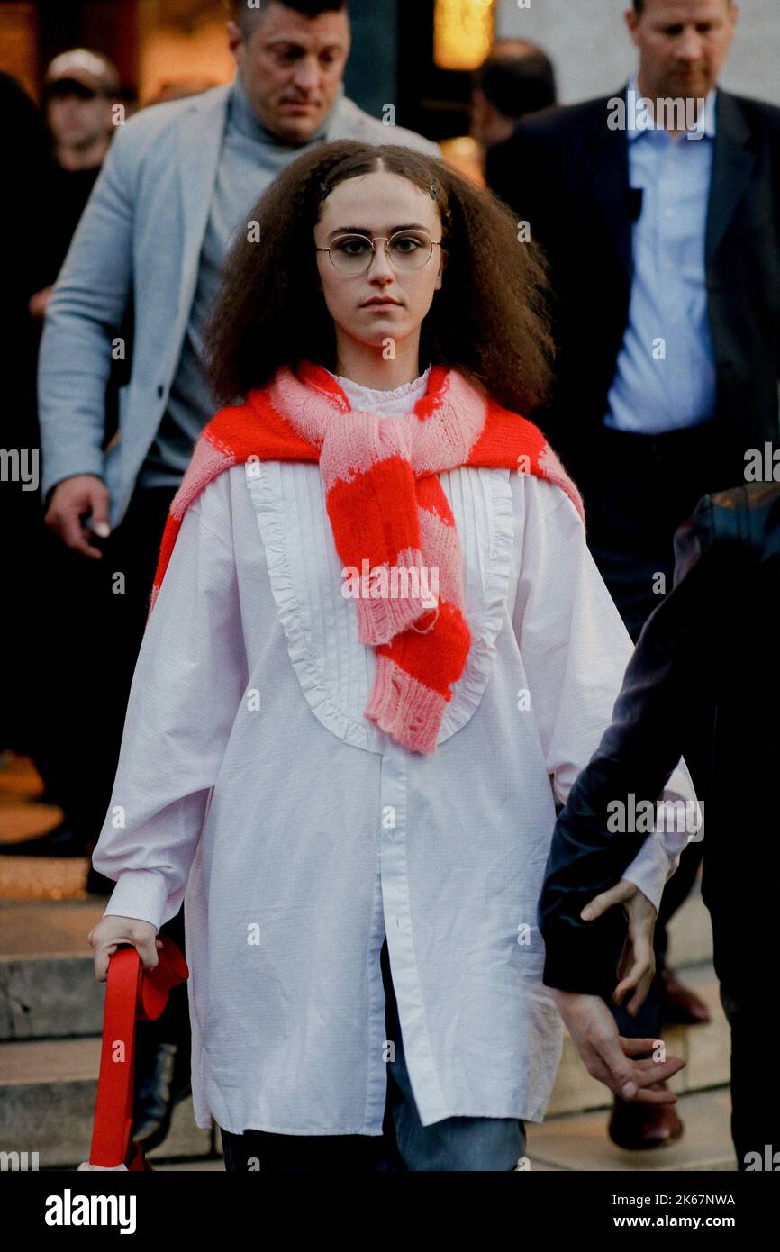 Street style, Ella Emhoff arriving at Acne Spring Summer 2023 show ...