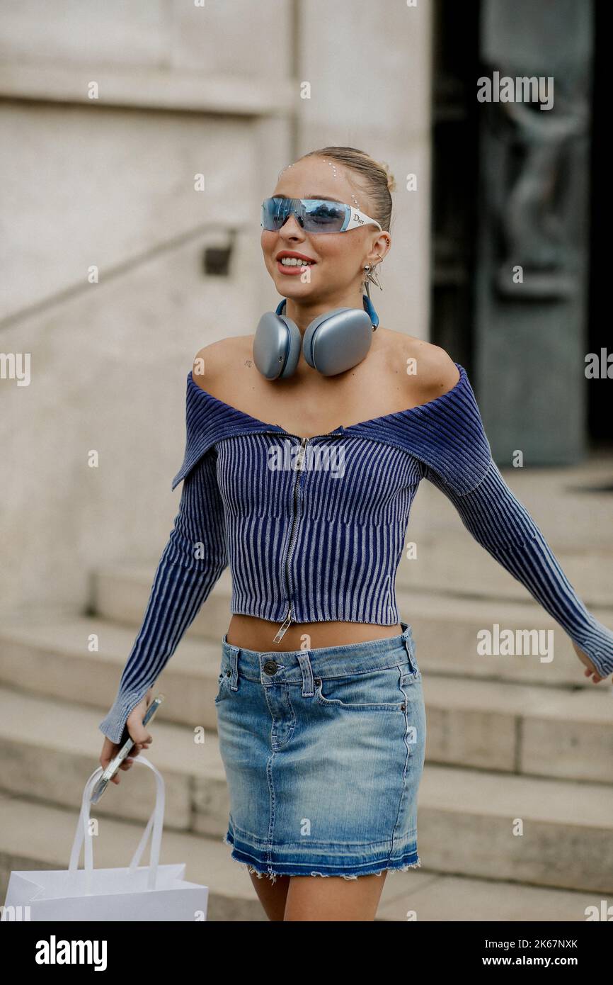 Street style, Louise Ragot (Louise RGT) arriving at EENK Spring Summer ...