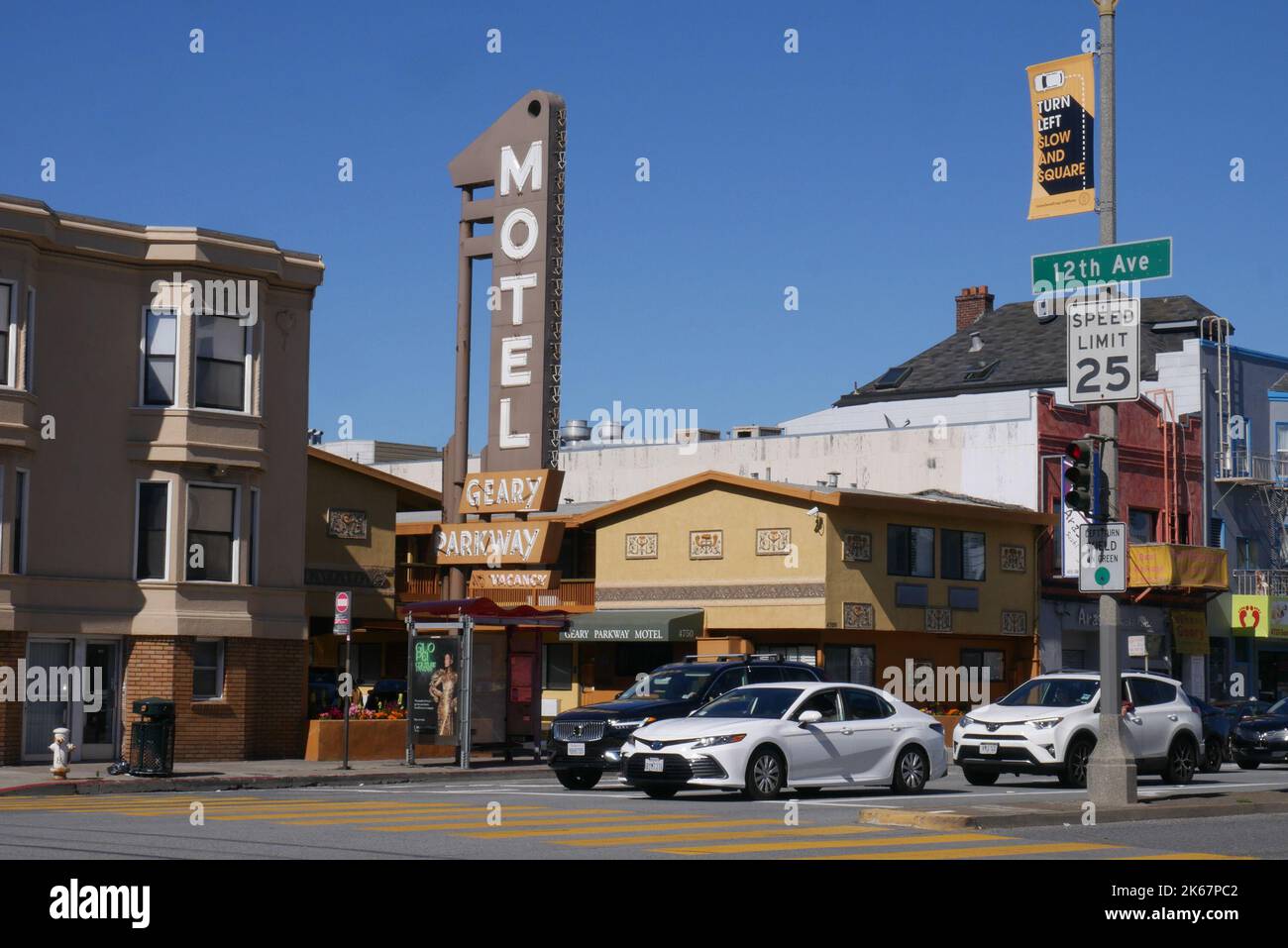 Traffic signs california hi-res stock photography and images - Alamy