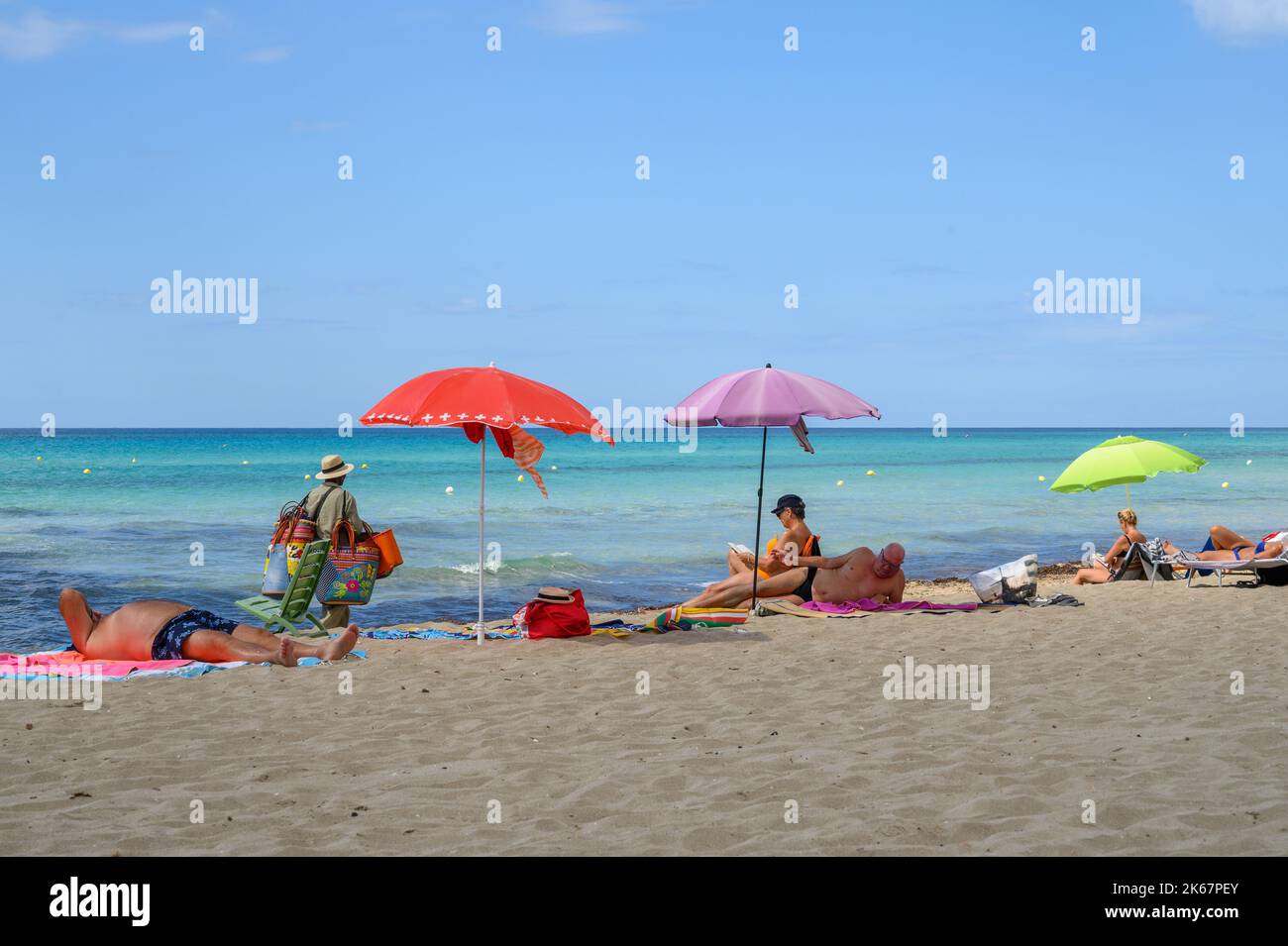 African beach hi-res stock photography and images - Alamy