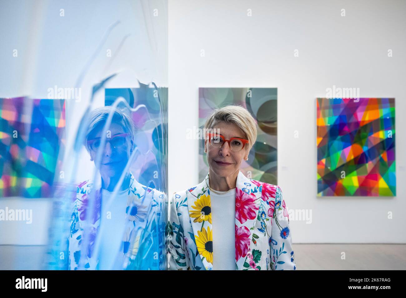 Iranian american artist hi-res stock photography and images - Alamy