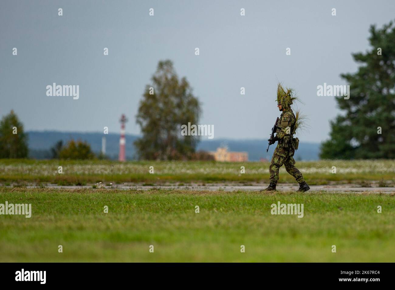 Bechyne, Czech Republic. 12th Oct, 2022. Training of soldiers of the ...