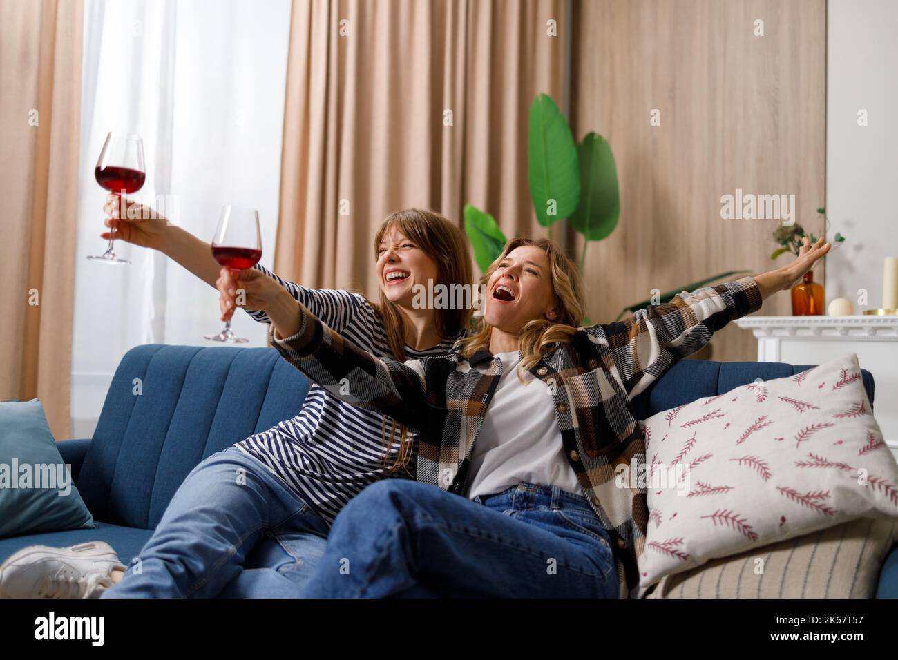 Woman friends different ages hi-res stock photography and images - Alamy