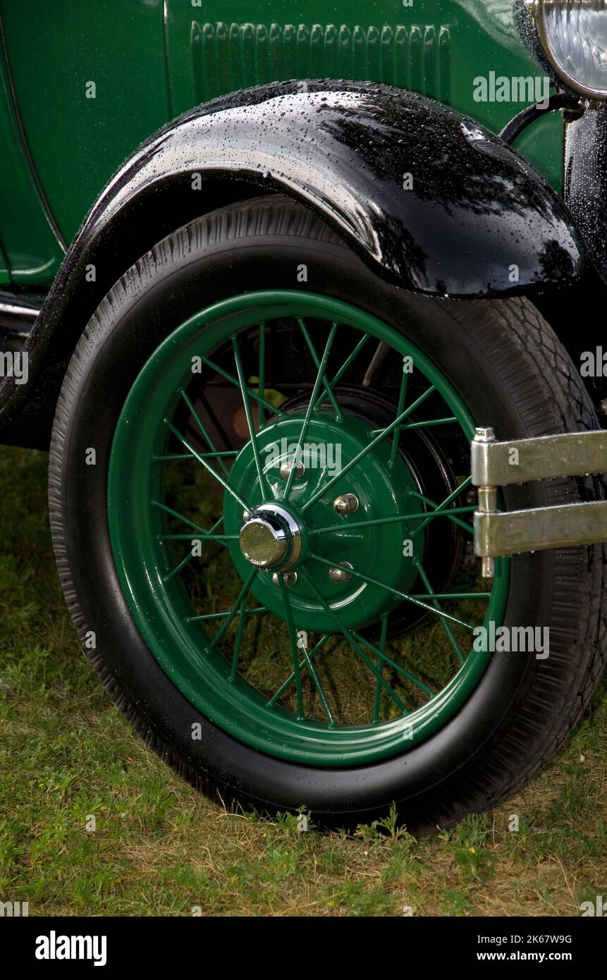 Fancy wheel of an american vintage car hi-res stock photography and ...