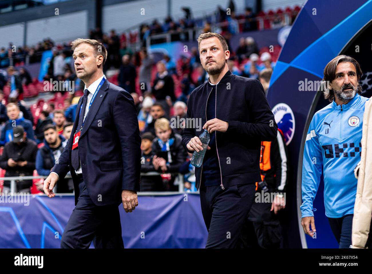 Copenhagen, Denmark. 11th Oct, 2022. Head coach Jacob Neestrup (c) of FC Copenhagen seen during ...