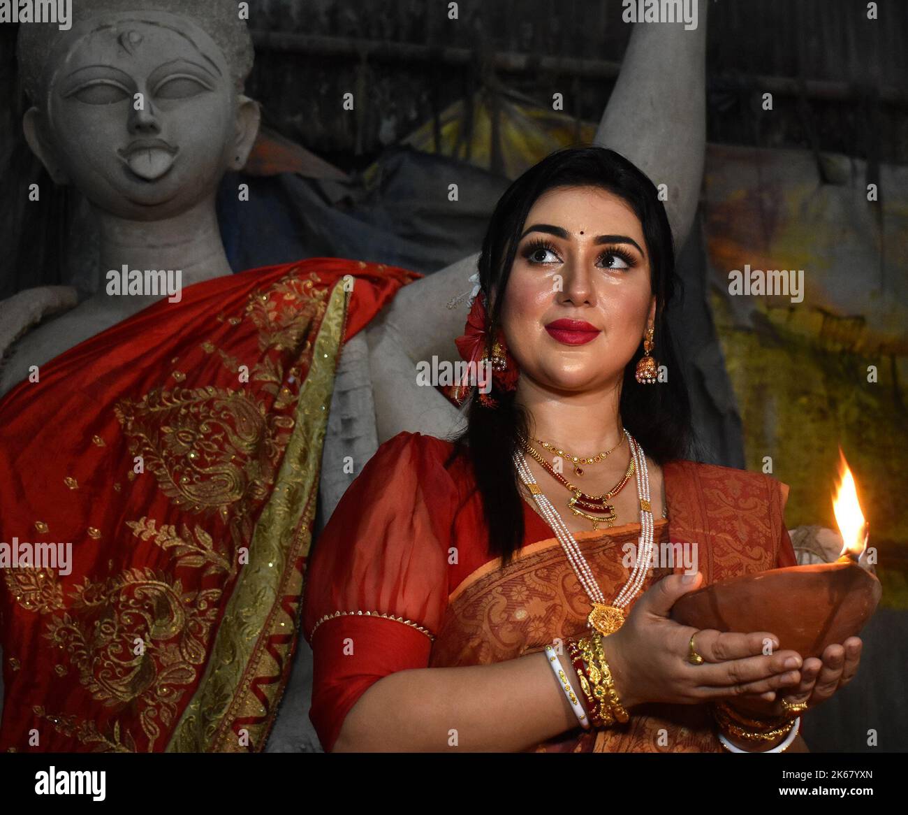 Kolkata, India. 11th Oct, 2022. Popular Bangladeshi actress Apu Biswas ...