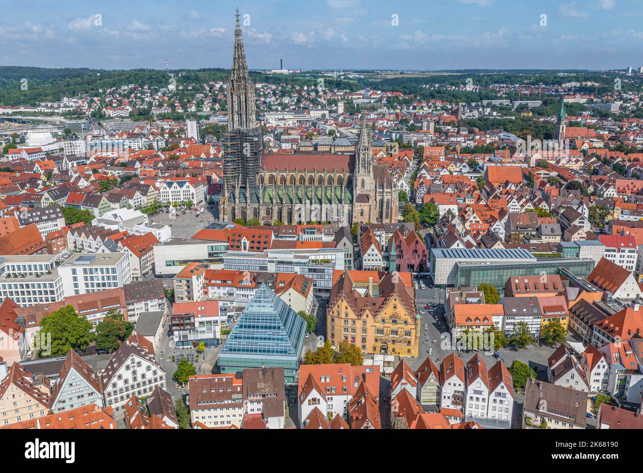 The city of Ulm with its famous Ulmer Münster from above Stock Photo ...