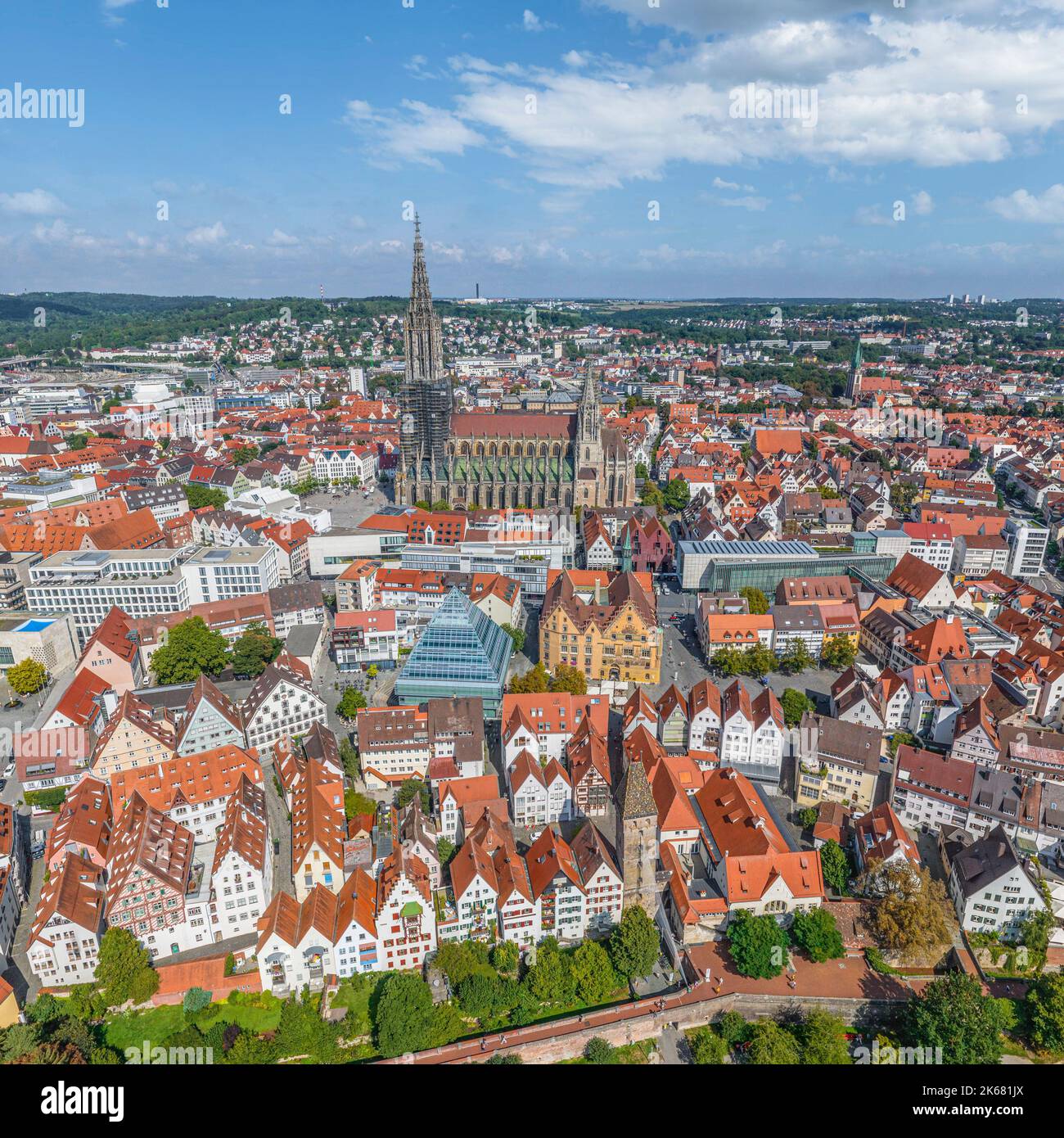 The city of Ulm with its famous Ulmer Münster from above Stock Photo ...