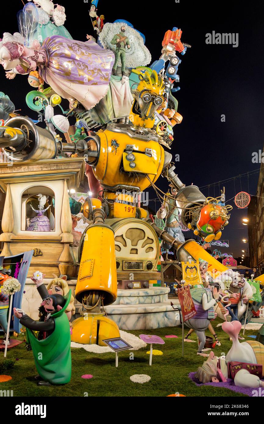 Toys modern mechanism hi-res stock photography and images - Alamy