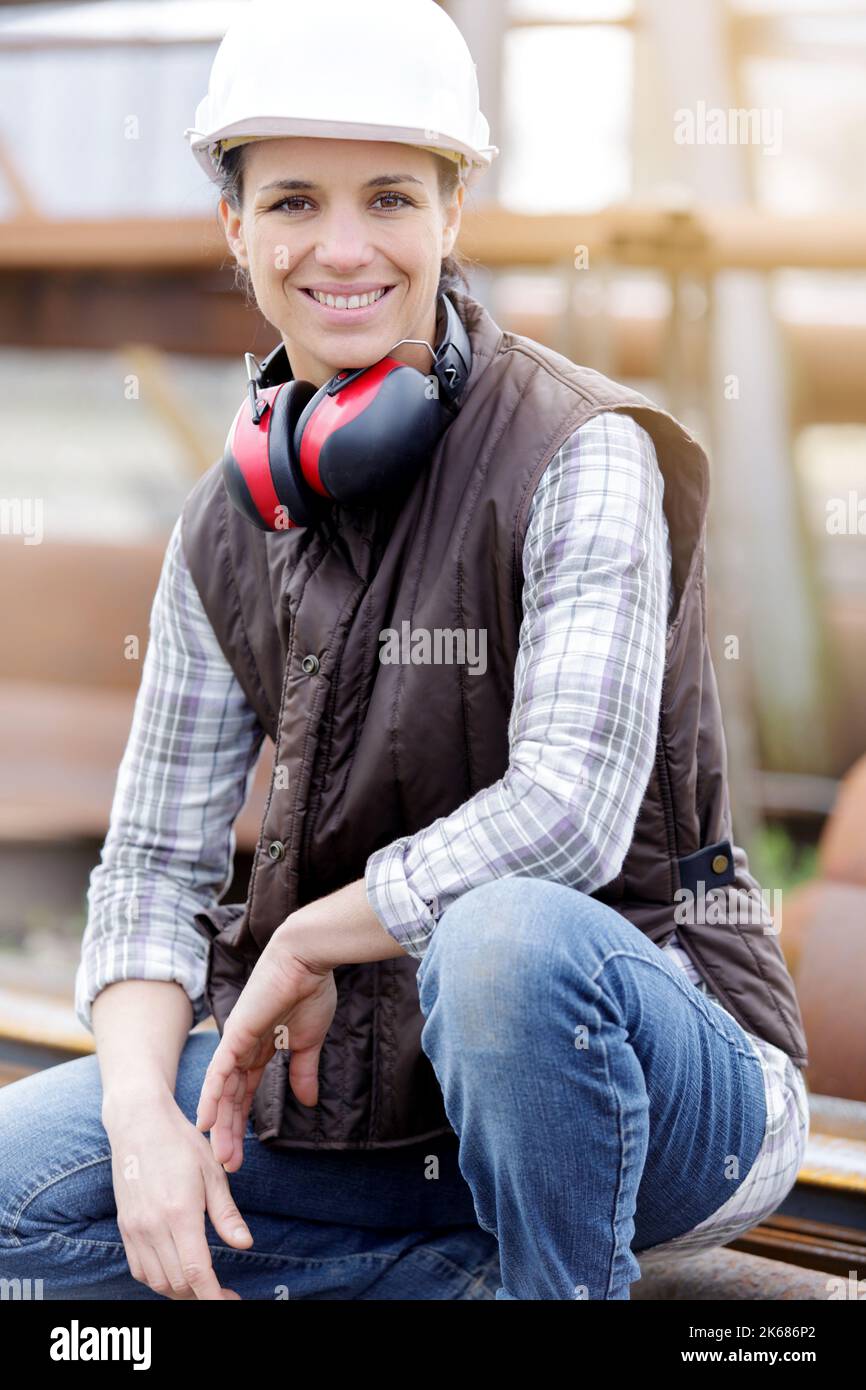 Engineer builder woman in uniform hi-res stock photography and images ...