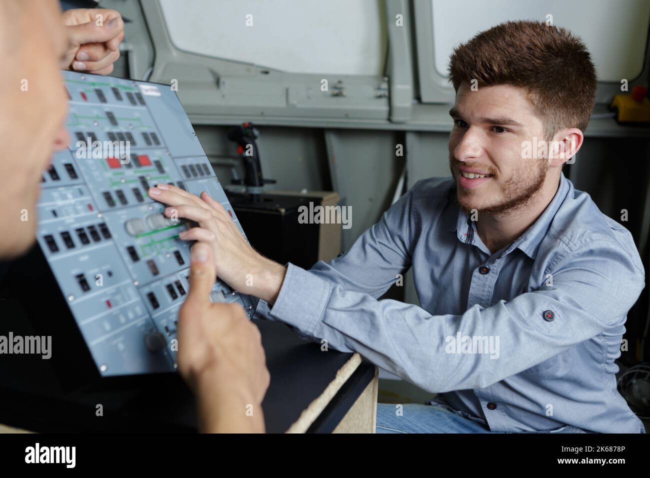 Blue flight simulator hi-res stock photography and images - Alamy