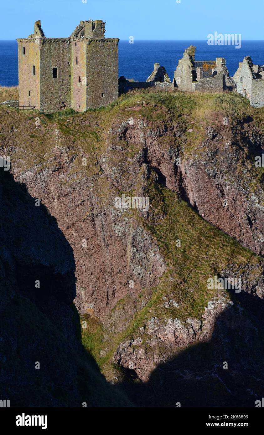 The Dunnottar Castle in Stonehaven, a Scottish historical landmark ...