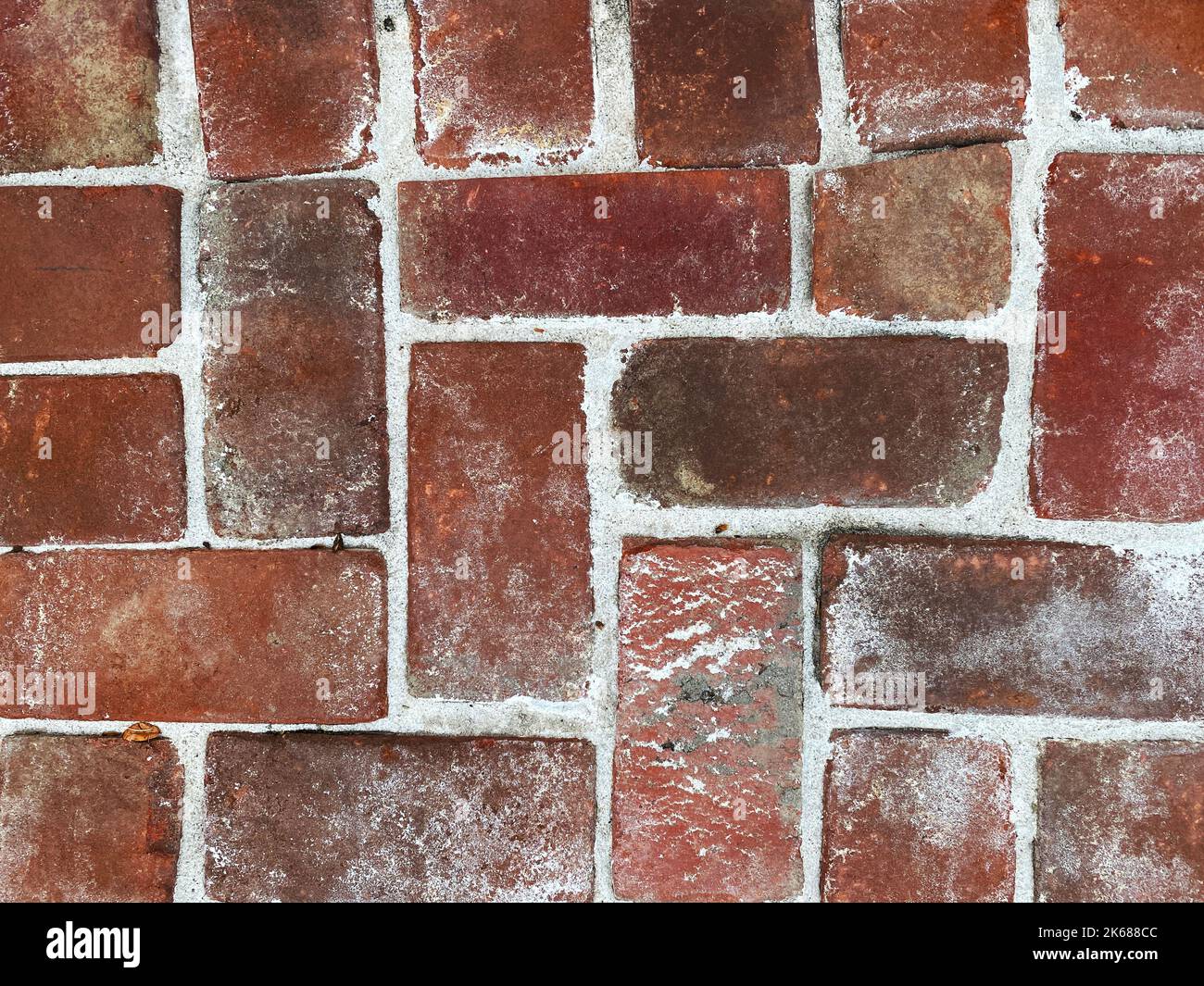 Old red cobblestone road pavement hi-res stock photography and images ...