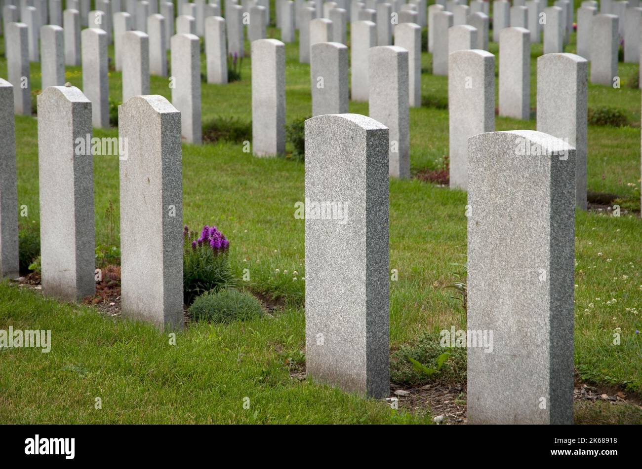 Red army monuments hi-res stock photography and images - Alamy