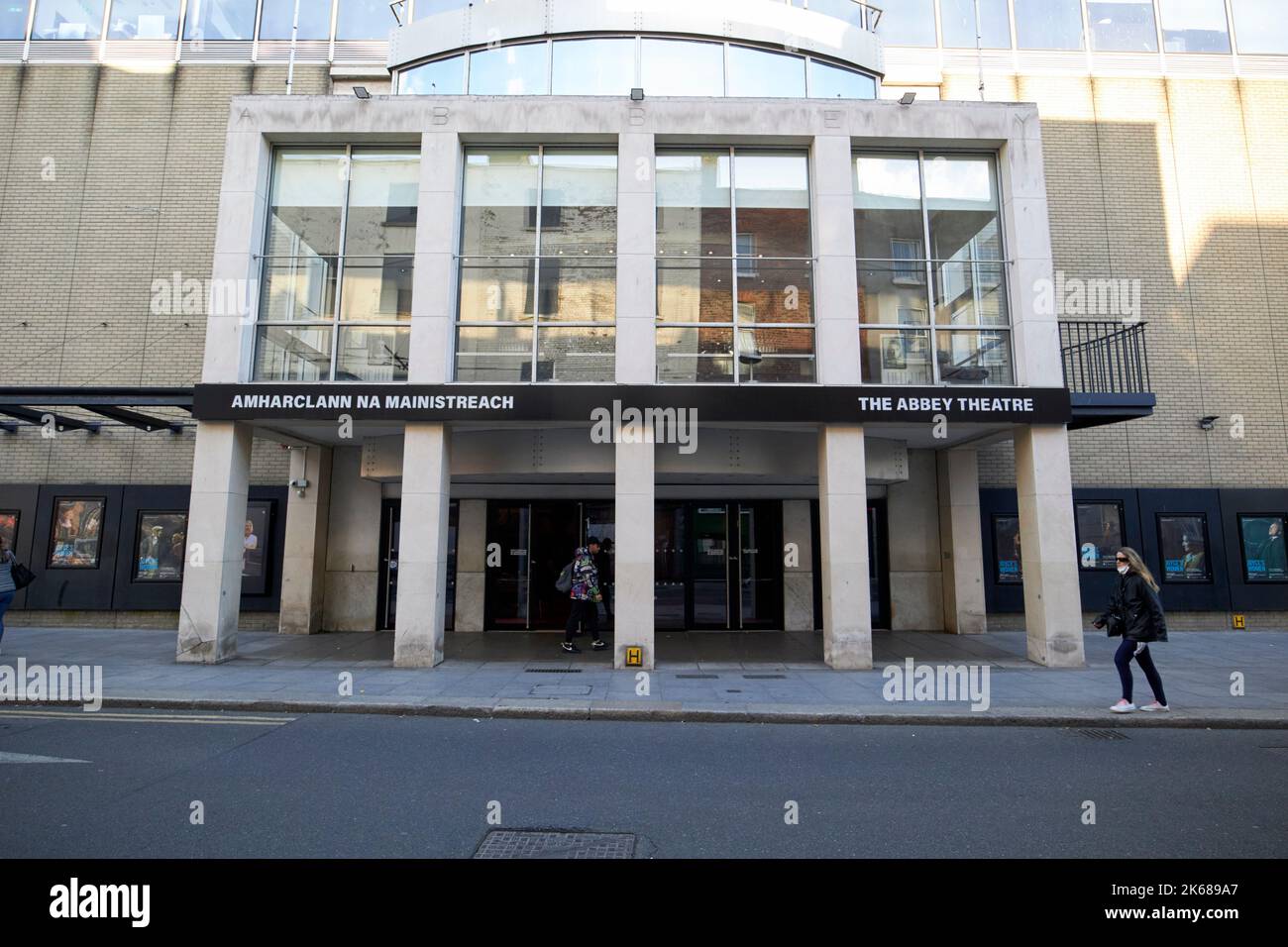 Abbey theatre dublin hi-res stock photography and images - Alamy