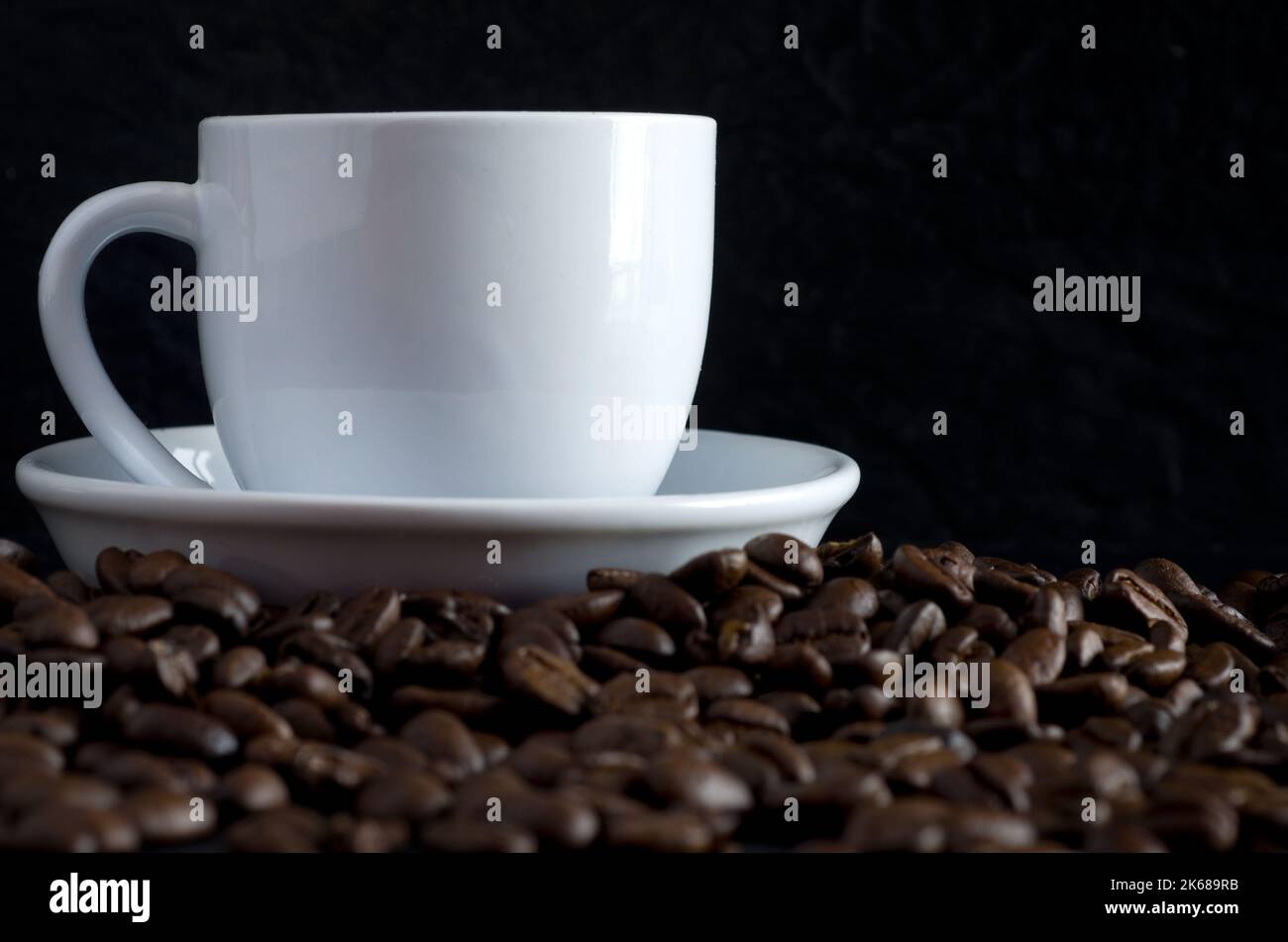 White cup surrounded coffee hi-res stock photography and images - Alamy
