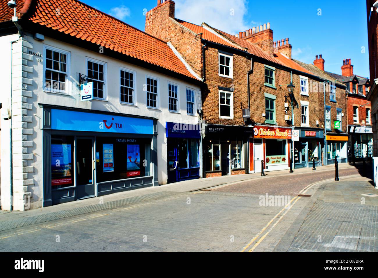 Finkle Street, Selby, Yorkshire, England Stock Photo - Alamy