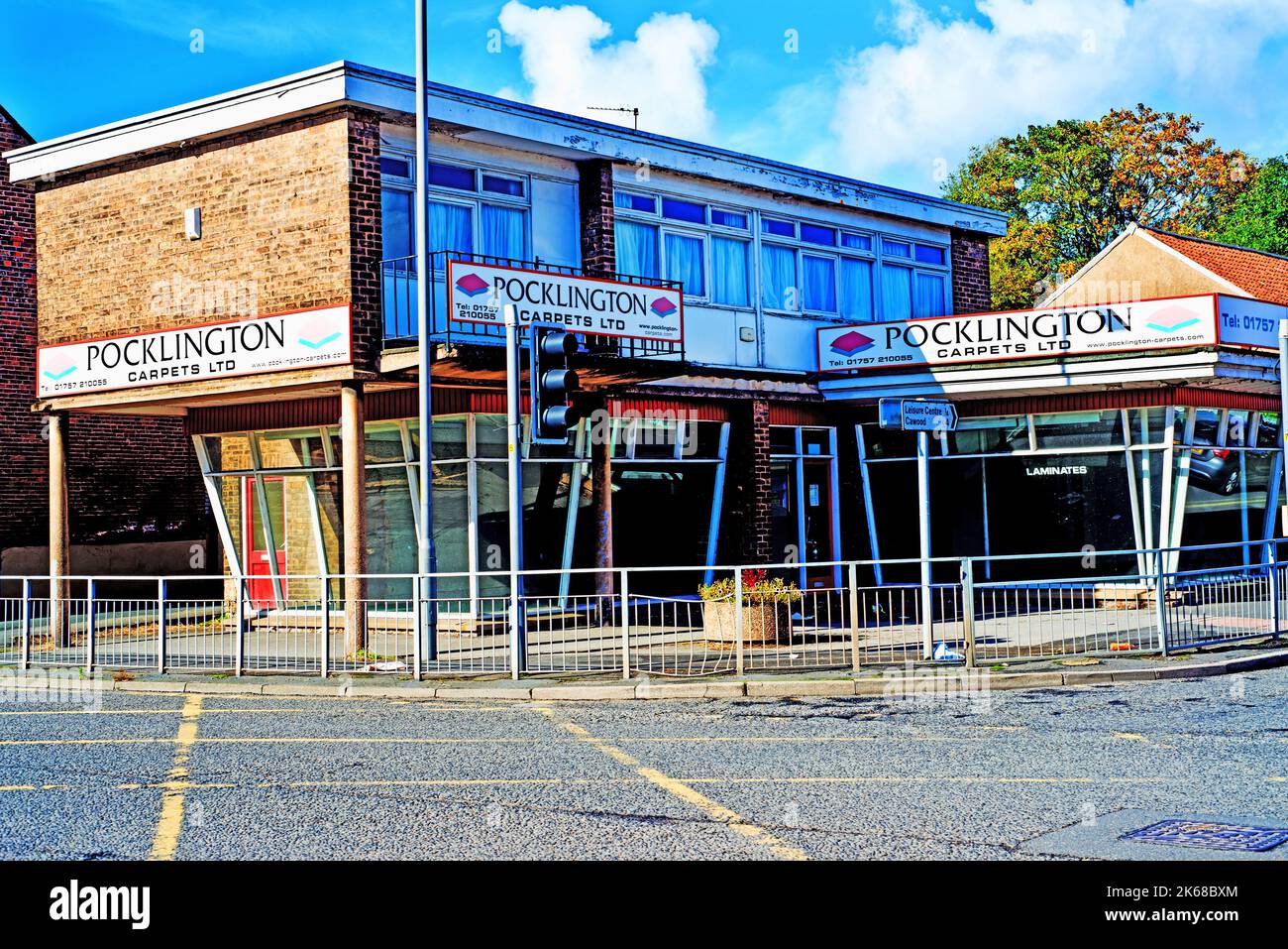 Carpets store hi-res stock photography and images - Alamy