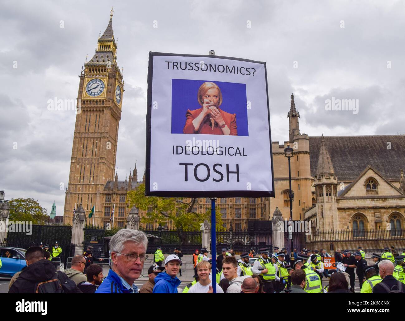 Trussonomics hi-res stock photography and images - Alamy