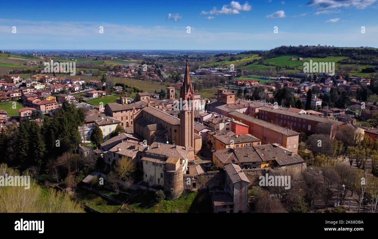 Borgo di castelvetro hi-res stock photography and images - Alamy