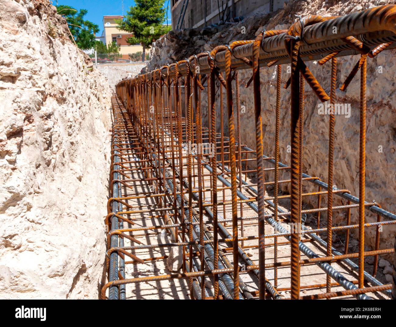 Steel reinforcement shaped reinforced concrete foundation beam of a new ...