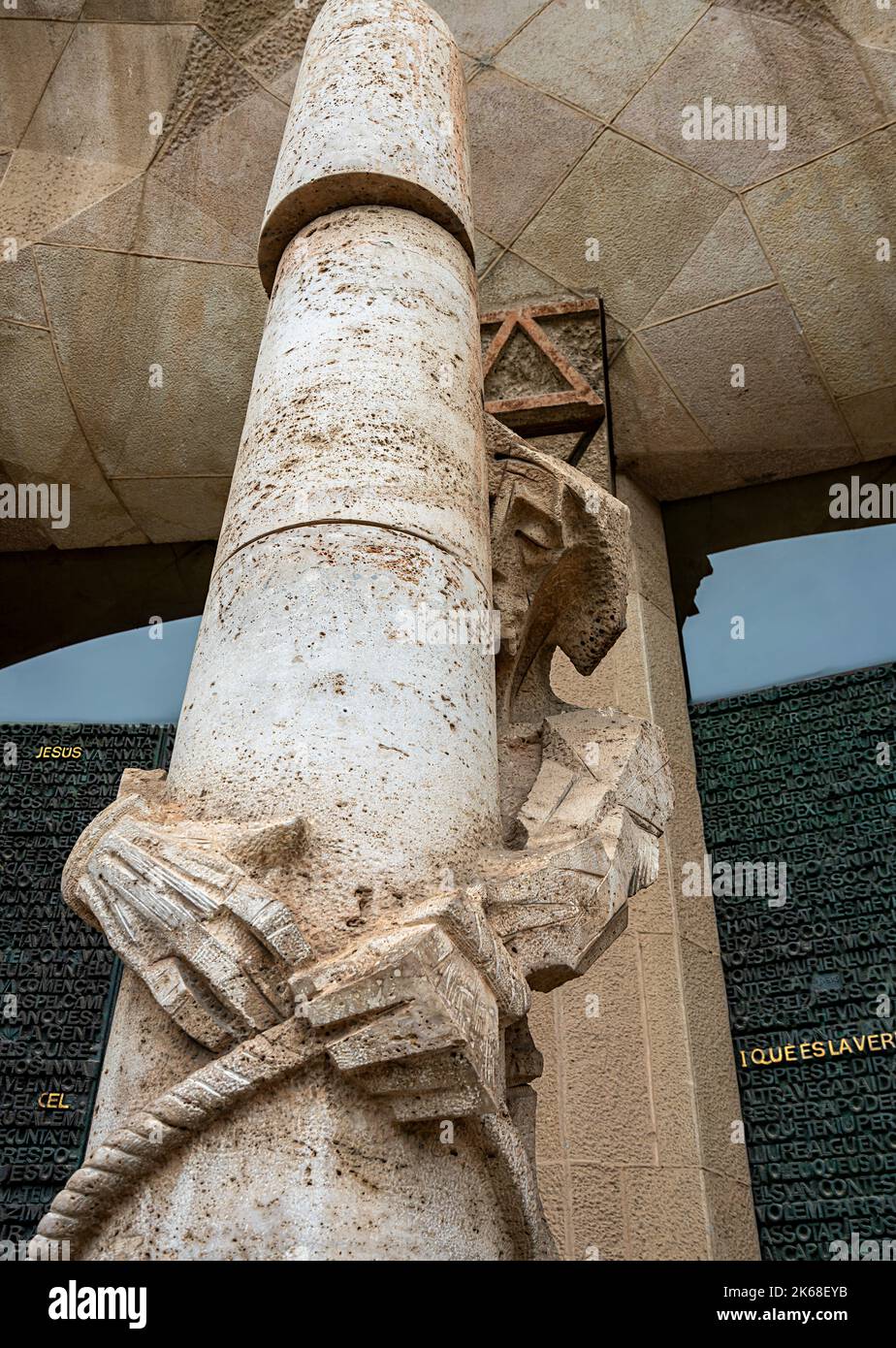 Jesús At The Portal On The Passion Façade Of The Sagrada Familia ...