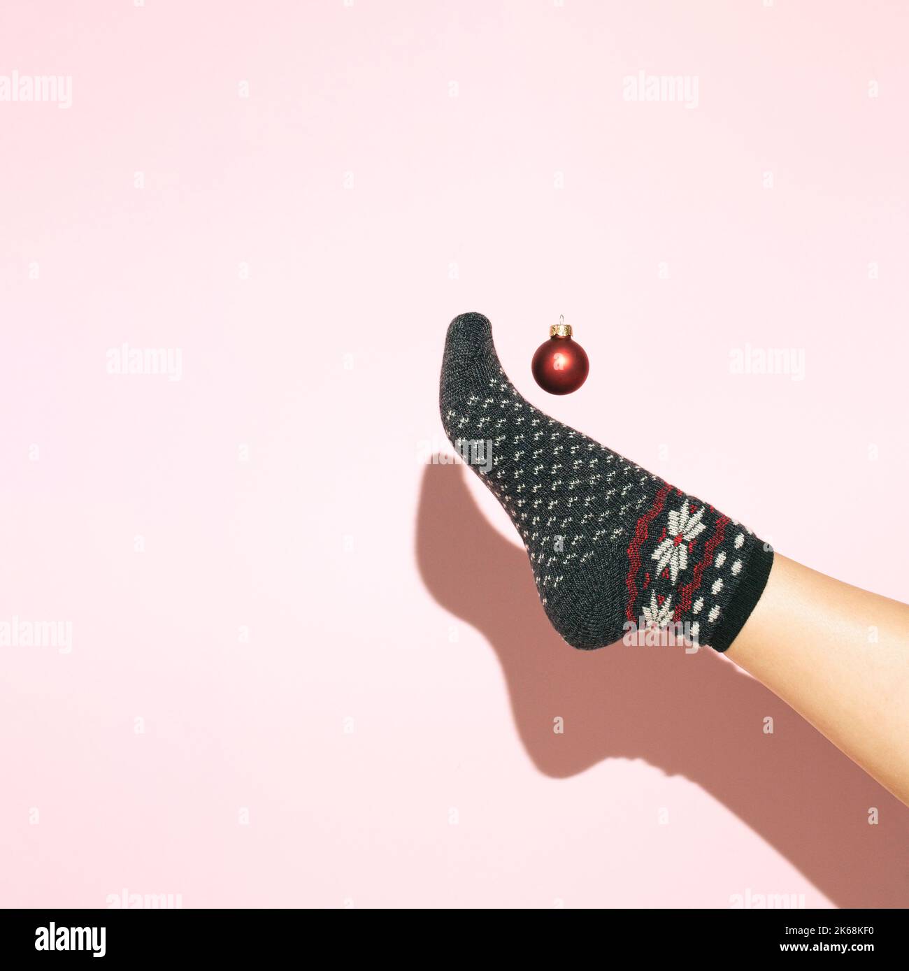 Stocking leg hi-res stock photography and images - Alamy