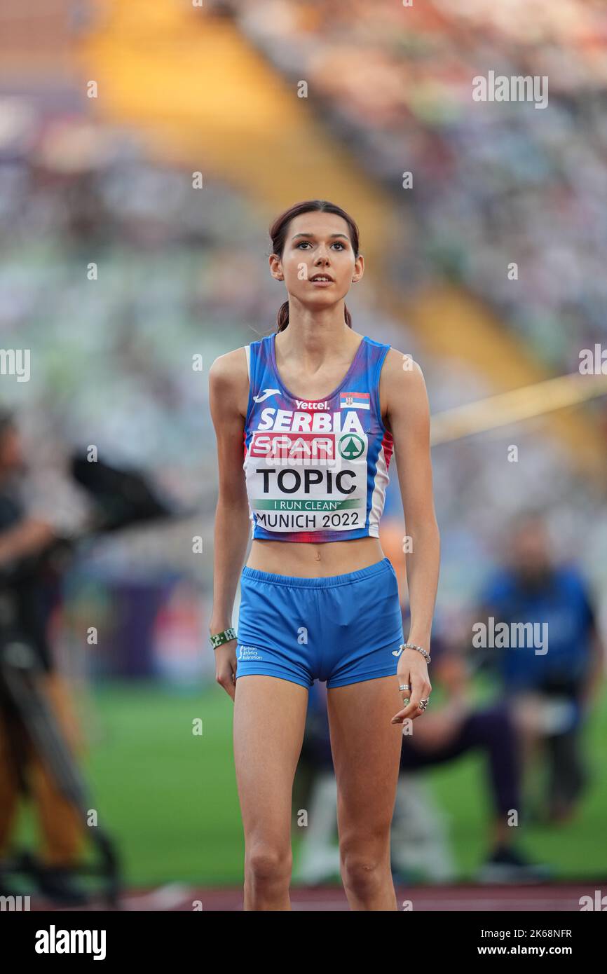 Angelina topic high jump hi-res stock photography and images - Alamy