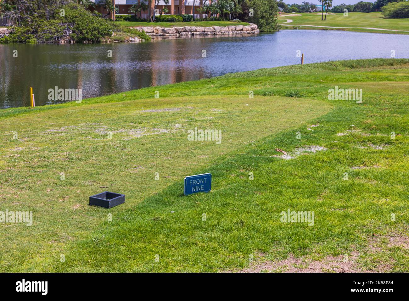 Nine hole golf course hi-res stock photography and images - Alamy