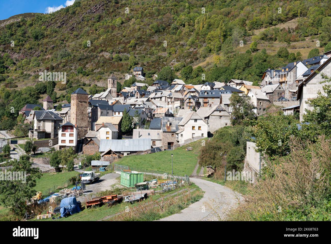 traditional Spanish mountain village, Pyrenees mountains, Spain Stock ...