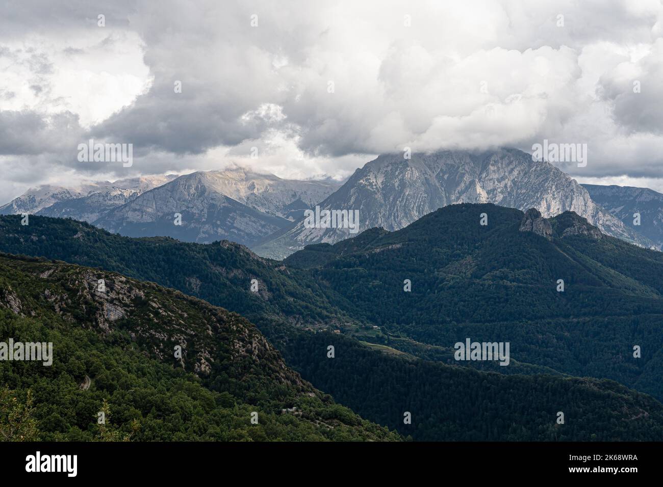 magnificent view of Spanish Pyrenees mountains with cloud bubbling over ...